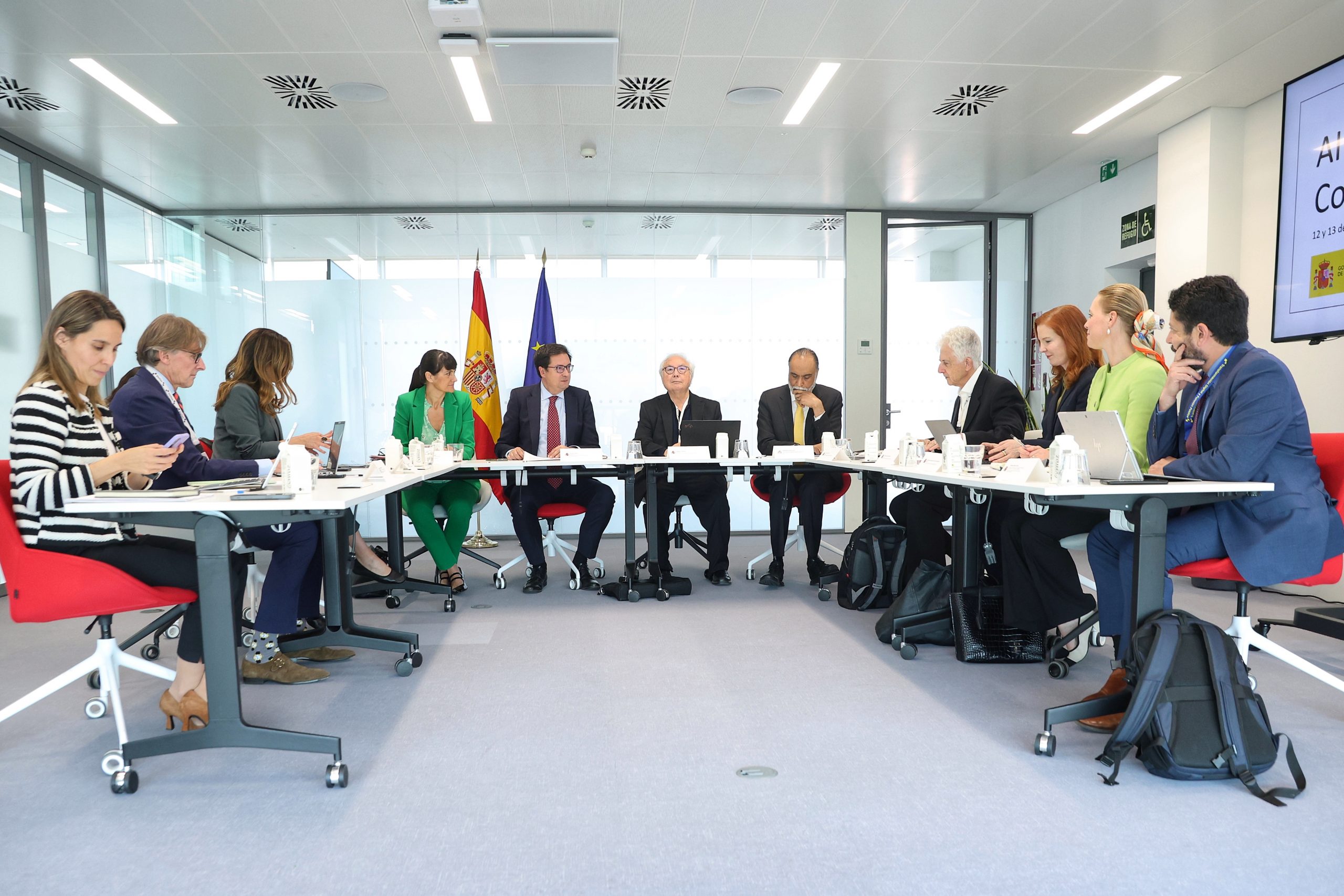 The International Advisory Council on AI convenes in Madrid - Reimagine ...